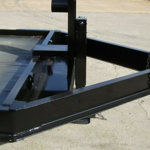 CBGT Tilt Deck Feature Jack - Custom Built Gooseneck Trailers